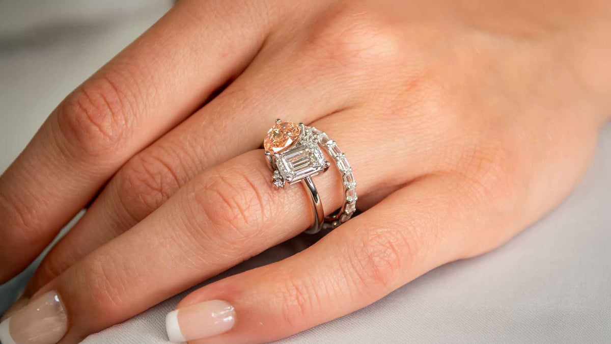 Unique Women's Diamond Wedding Rings | Lisa Robin